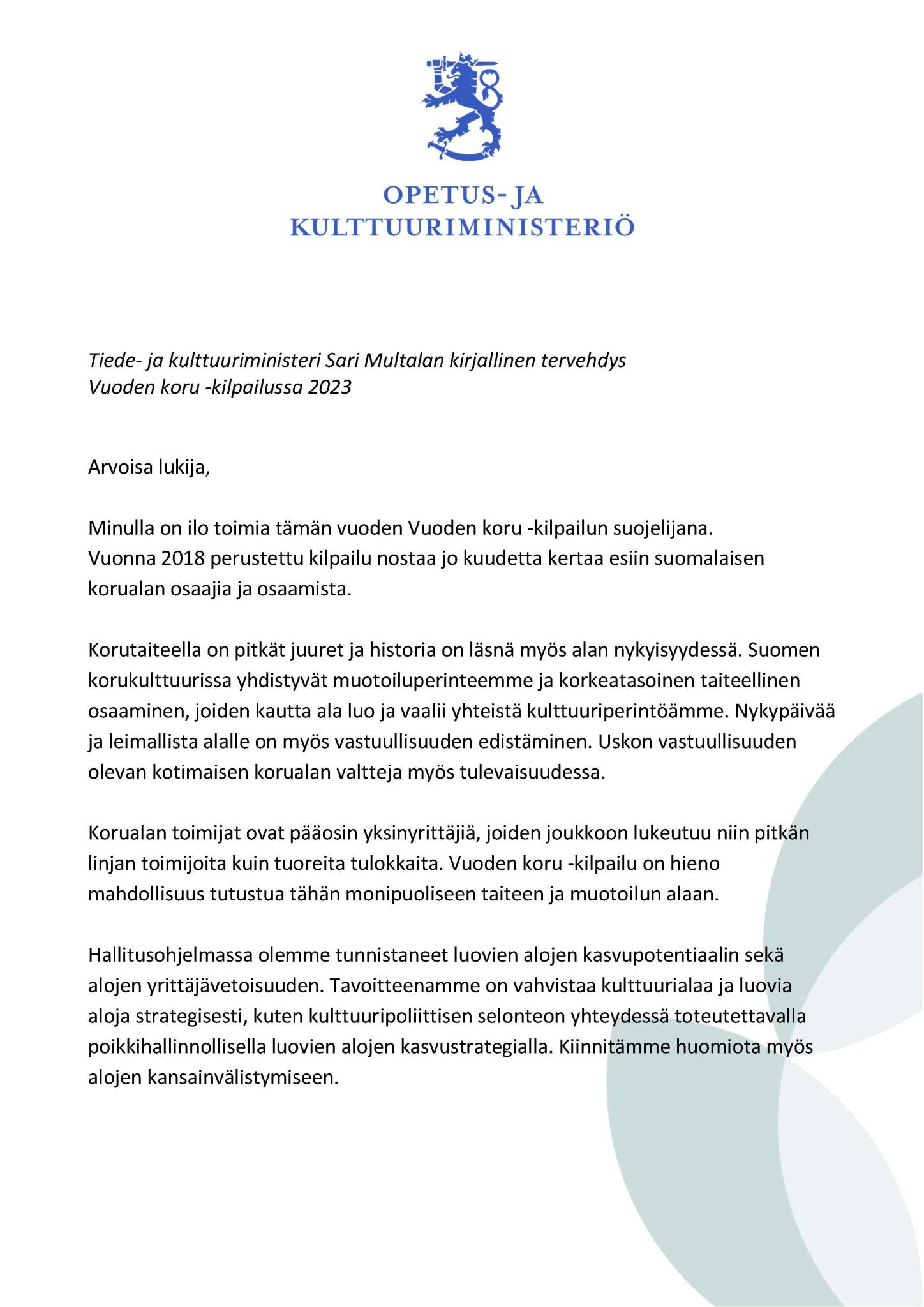 Vuoden koru 2024 -suojelija Tiede- ja kulttuuriministeri Sari Multala ...
