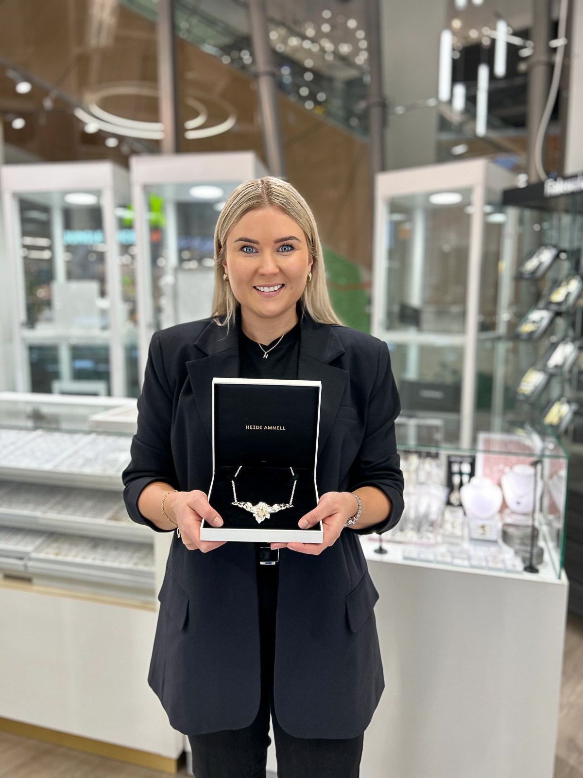 Lucian päivän koru on aina uniikki • Jules & Beryl